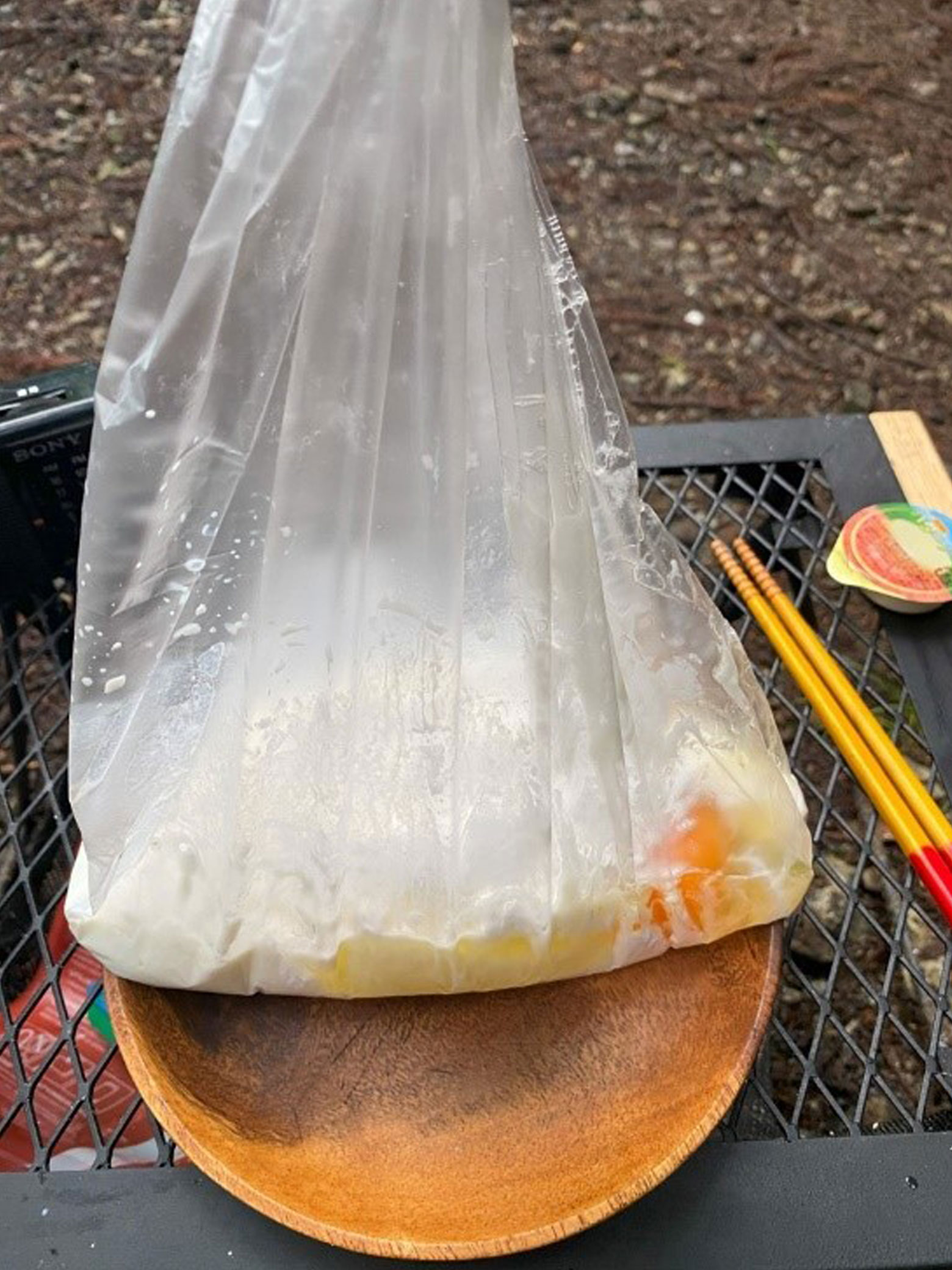 東洋ライス☆キャンプ部 vol.3アメリカンな朝食を食らう！ 金芽米の米粉パンケーキとカリカリベーコン添えでハードボイルドな朝？ - 人も自然 ...